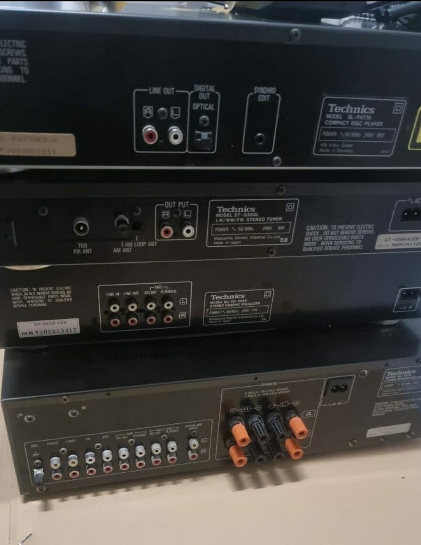 Technic Hi Fi System Set come with Technic SU-V470 amp, cd player ...