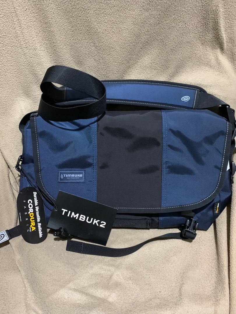 Timbuk2 Classic Messenger Bag, Men's Fashion, Bags, Sling Bags on Carousell