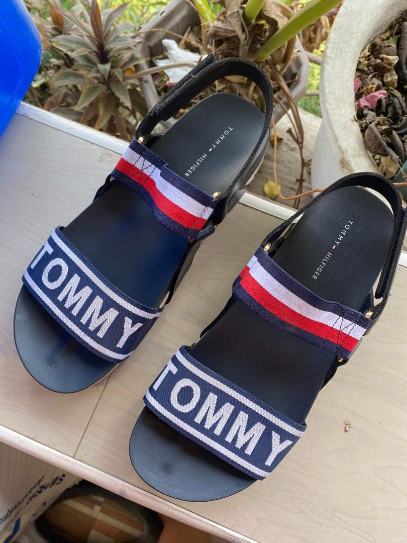 Tommy Sandals on Carousell