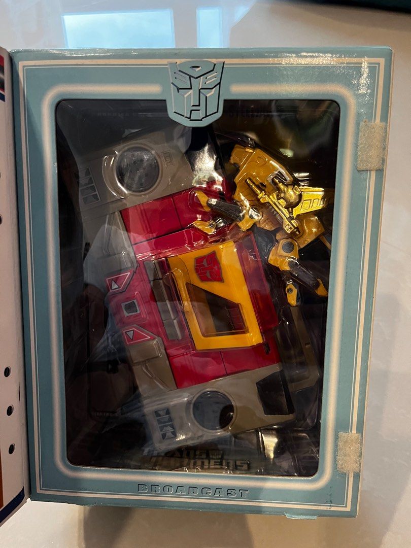 Transformers G1 Blaster steel jaw reissue TFC 21, Hobbies & Toys, Toys ...