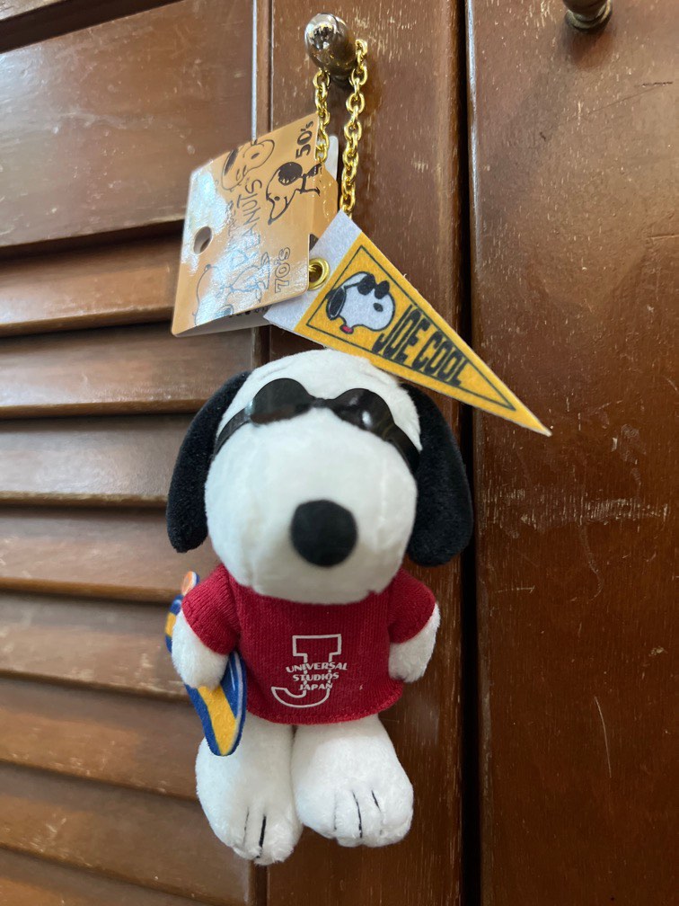 USJ Snoopy limited edition keychain, Hobbies & Toys, Toys & Games on ...