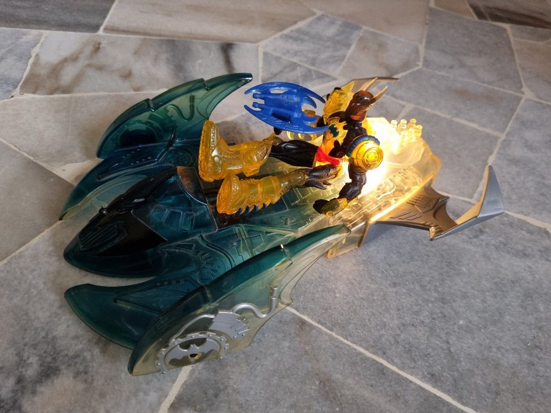 Vintage 1999 Batman Beyond Batlink Netrunner Batmobile + Codebuster ...