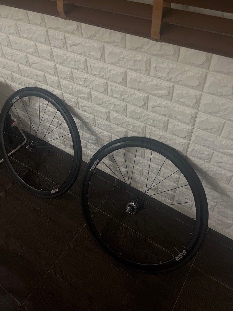 Weapon A30 soldier wheelset, Sports Equipment, Bicycles & Parts, Parts ...