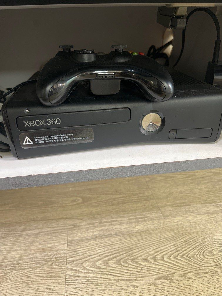 Xbox 360 kinnect, Video Gaming, Video Game Consoles, Xbox on Carousell