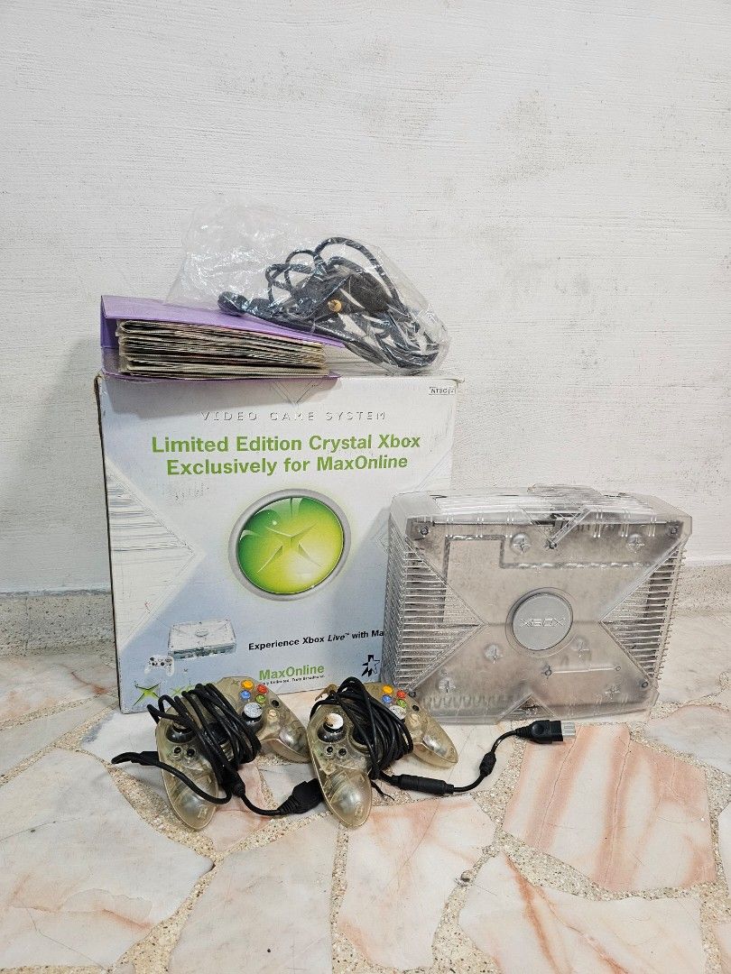 Xbox: Limited Edition Crystal (1st Gen), Video Gaming, Video Game ...