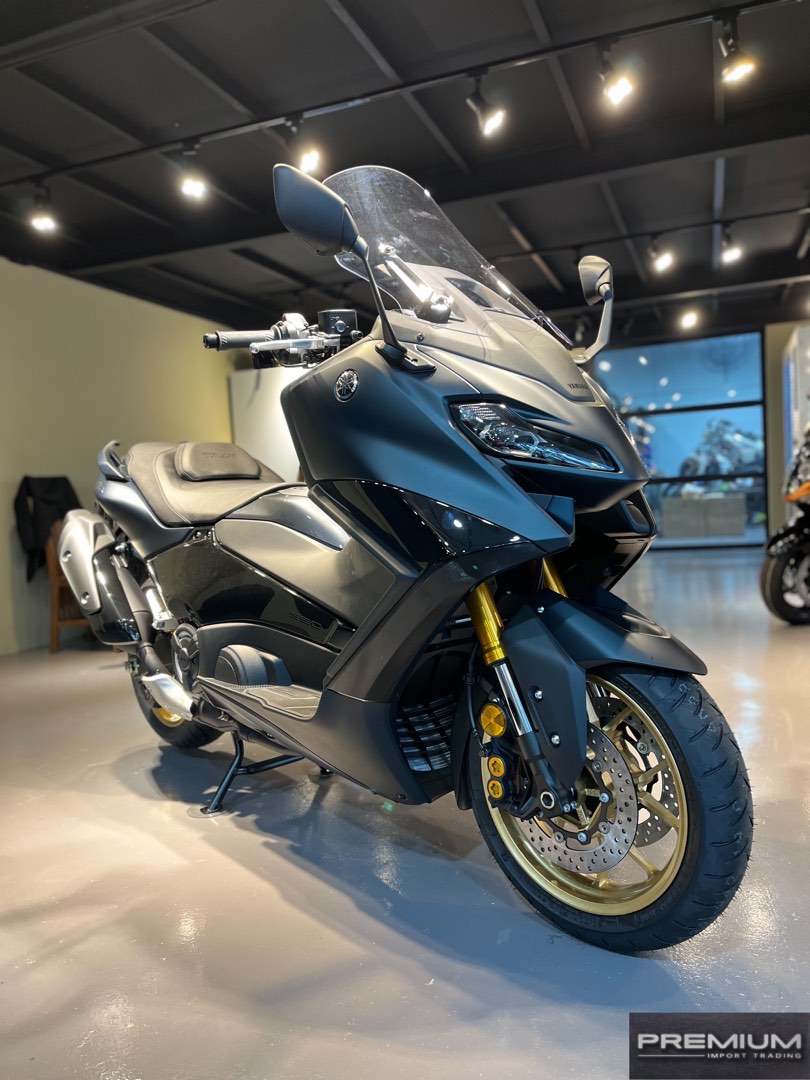 Yamaha Tmax 560 DX, Motorcycles, Motorcycles for Sale, Class 2 on Carousell