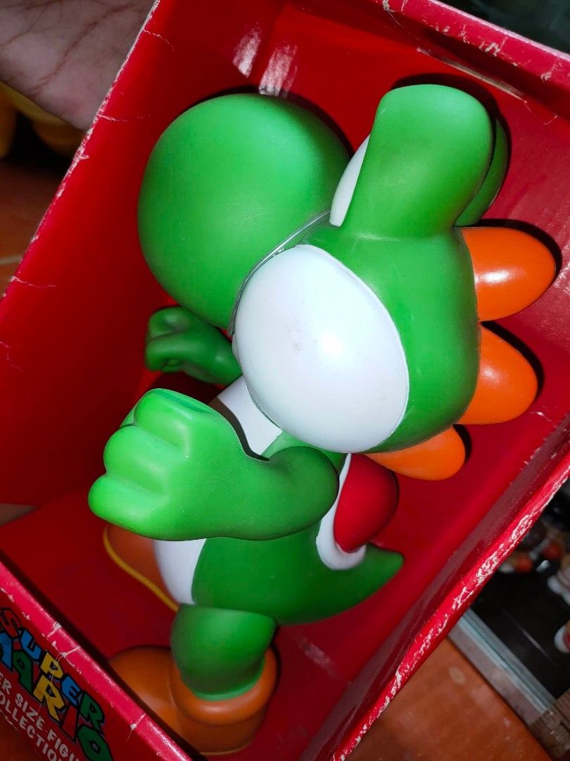 Yoshi Hard vinyls, Hobbies & Toys, Toys & Games on Carousell