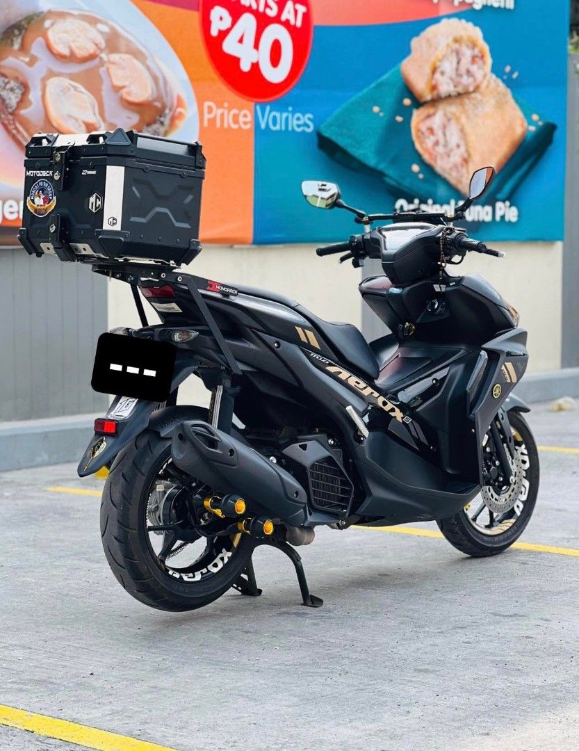 aerox s v2 abs 2021 8k odo, Motorbikes, Motorbikes for Sale on Carousell