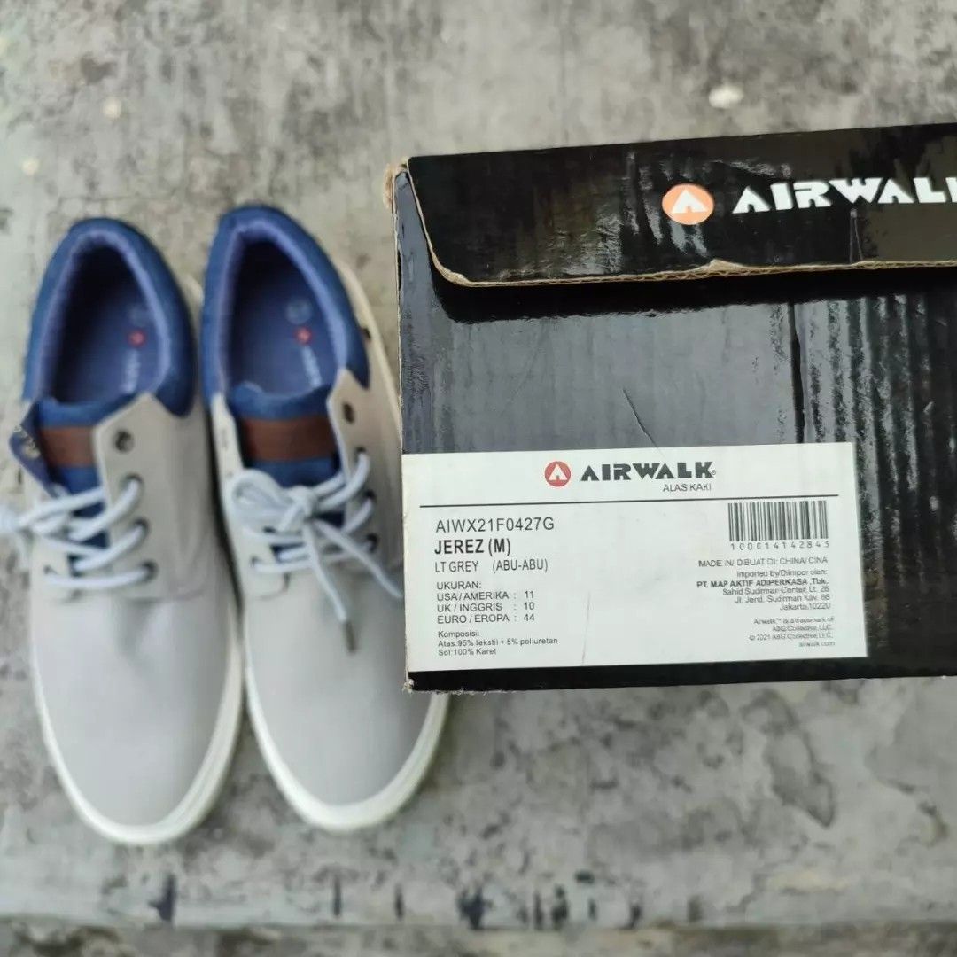Airwalk, Fesyen Pria, Sepatu , Sneakers di Carousell