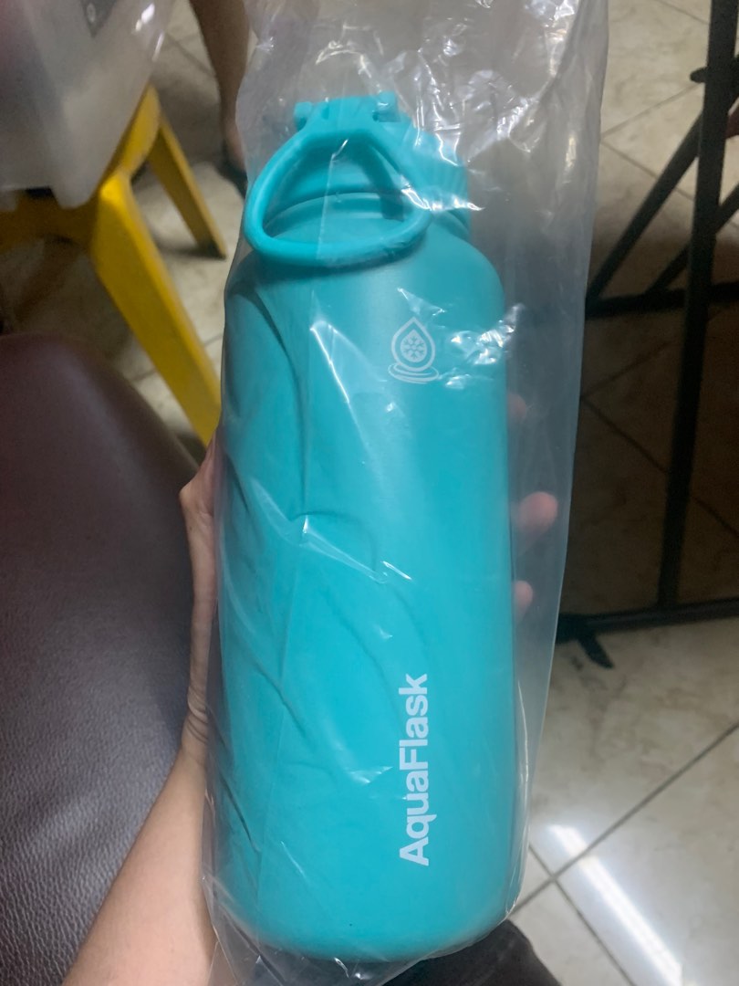 Aqua flask 32oz, Furniture & Home Living, Kitchenware & Tableware ...