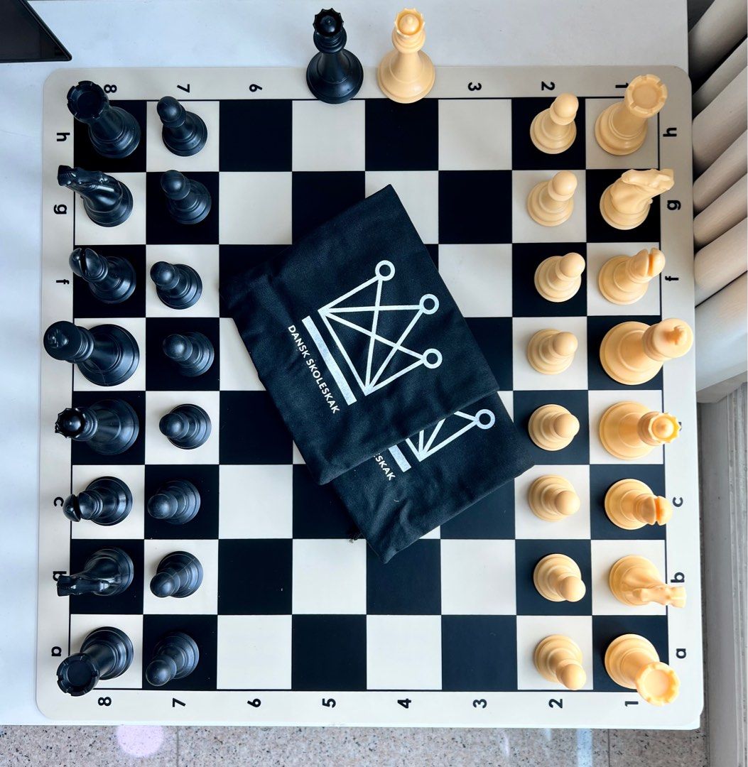 Brand New! International Chess/ Heavily Weighted Tournament Set ...