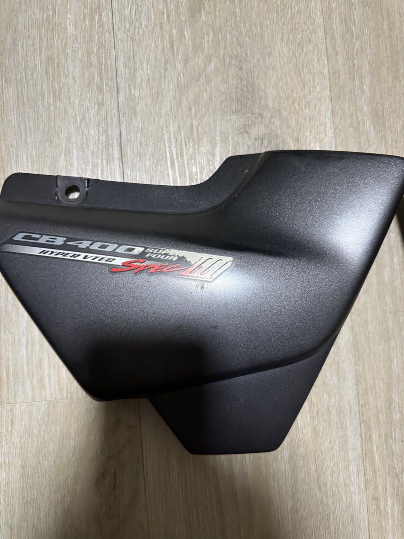 Cb400 super 4 side panel, Motorcycles, Motorcycle Accessories on Carousell