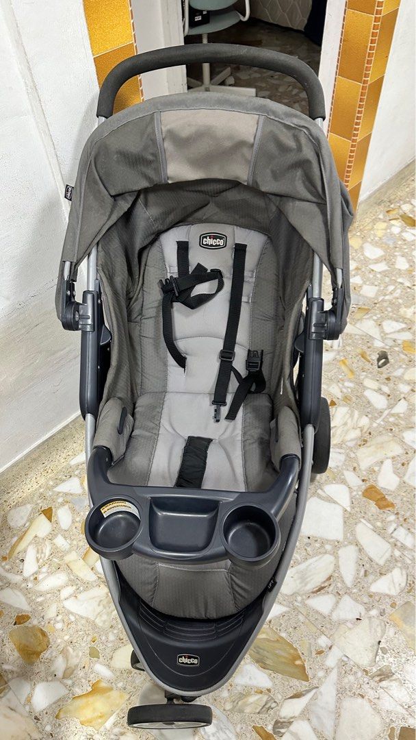 Chicco Viaro stroller, Babies & Kids, Going Out, Strollers on Carousell