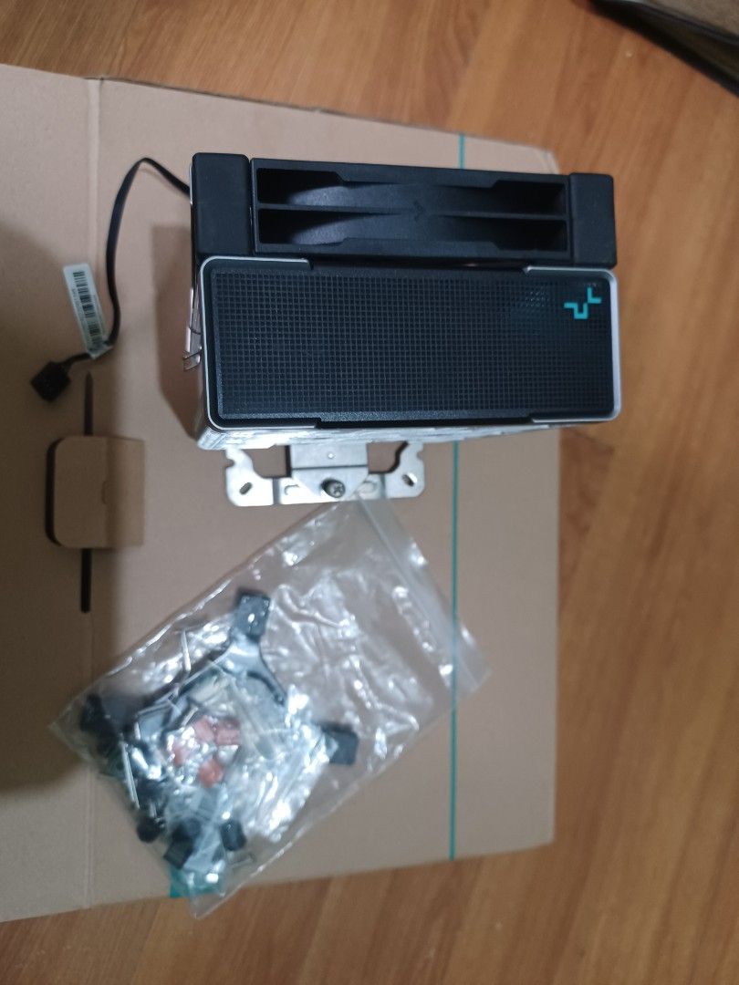 Darkflash dlm22 matx case and deepcool ak400 air cooler, Computers ...