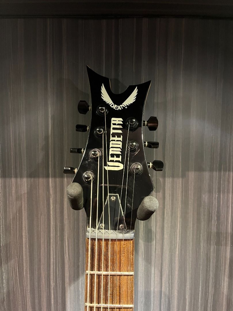 Dean Guitars Vendetta 7 Strings Electric Guitar (Orange), Hobbies ...