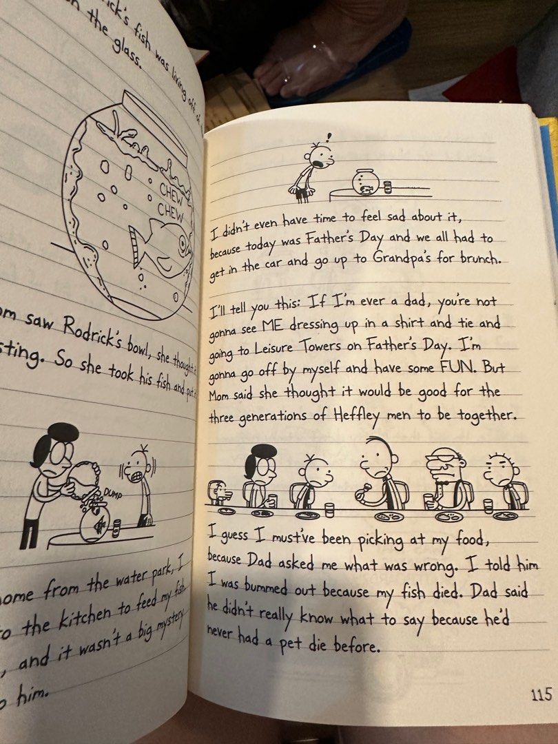 Diary of a Wimpy Kid (Rodrick rules / Dog Days ), Hobbies & Toys, Books ...