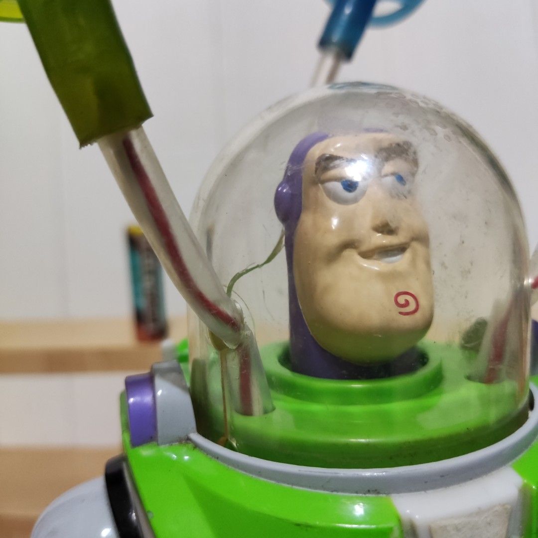 Disney Pixar Buzz Lightyear Light Chaser Toy Story, Hobbies & Toys ...