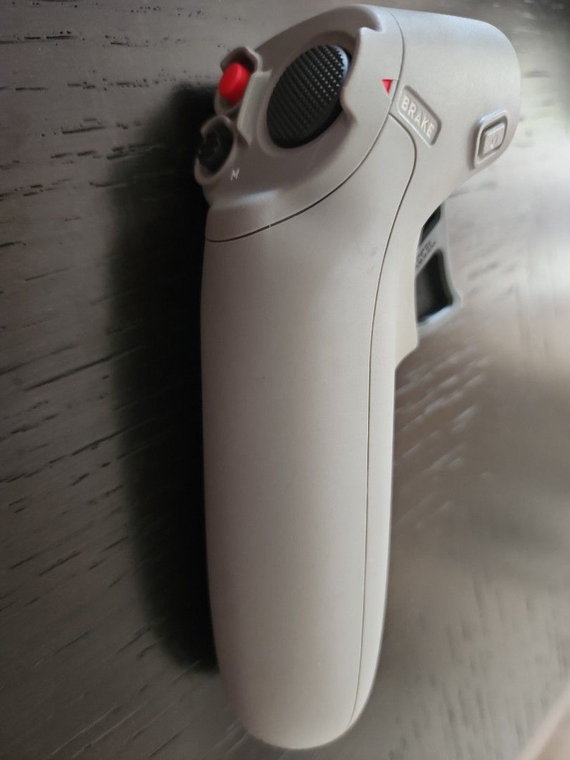 DJI MOTION CONTROLLER, Photography, Drones on Carousell