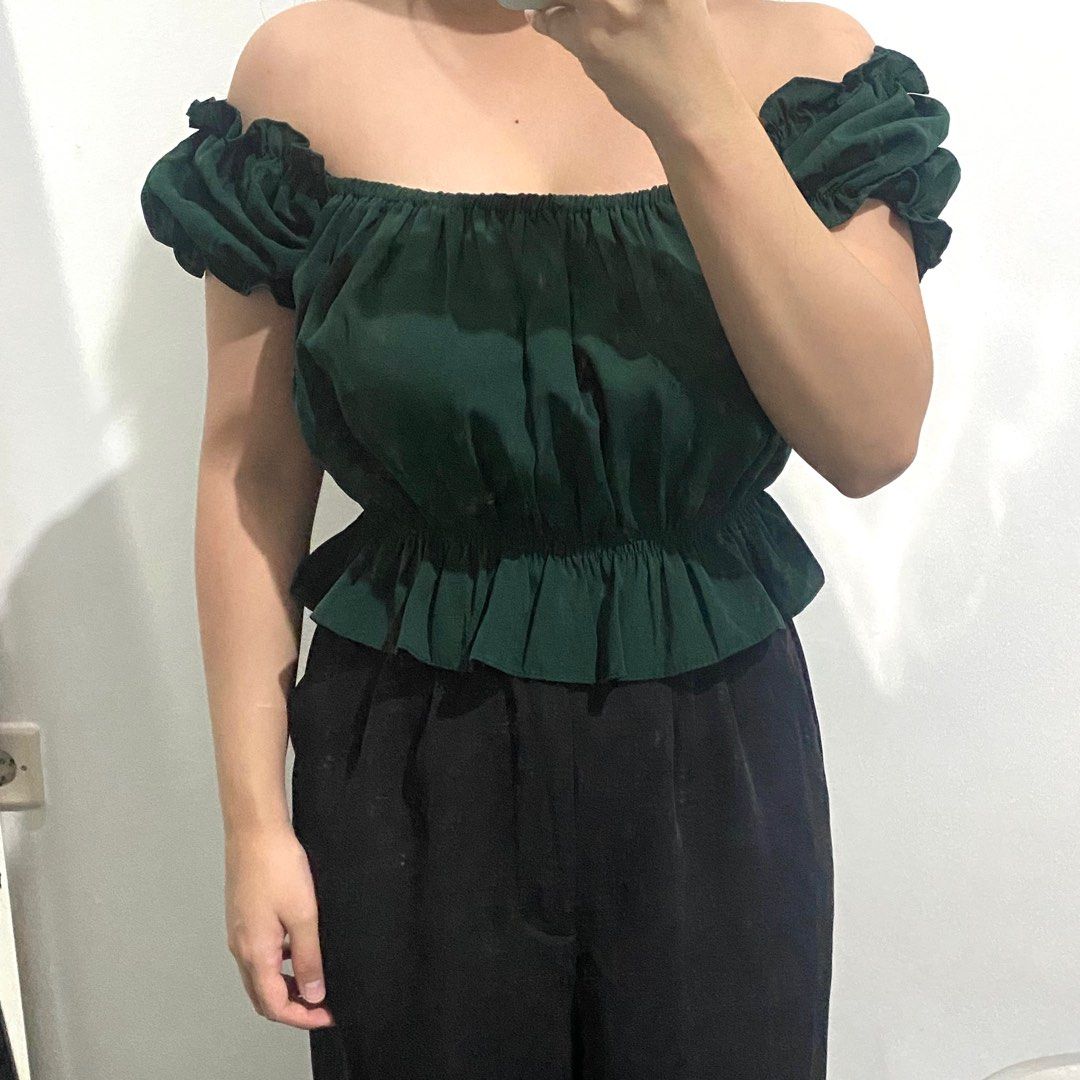 Emerald Green Top, Fesyen Wanita, Pakaian Wanita, Atasan di Carousell