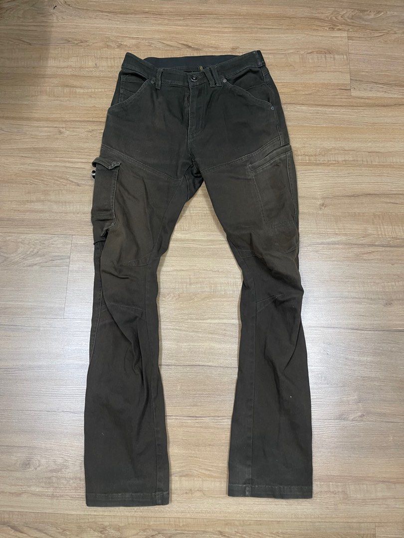 Field core cargo pants, Men's Fashion, Bottoms, Trousers on Carousell