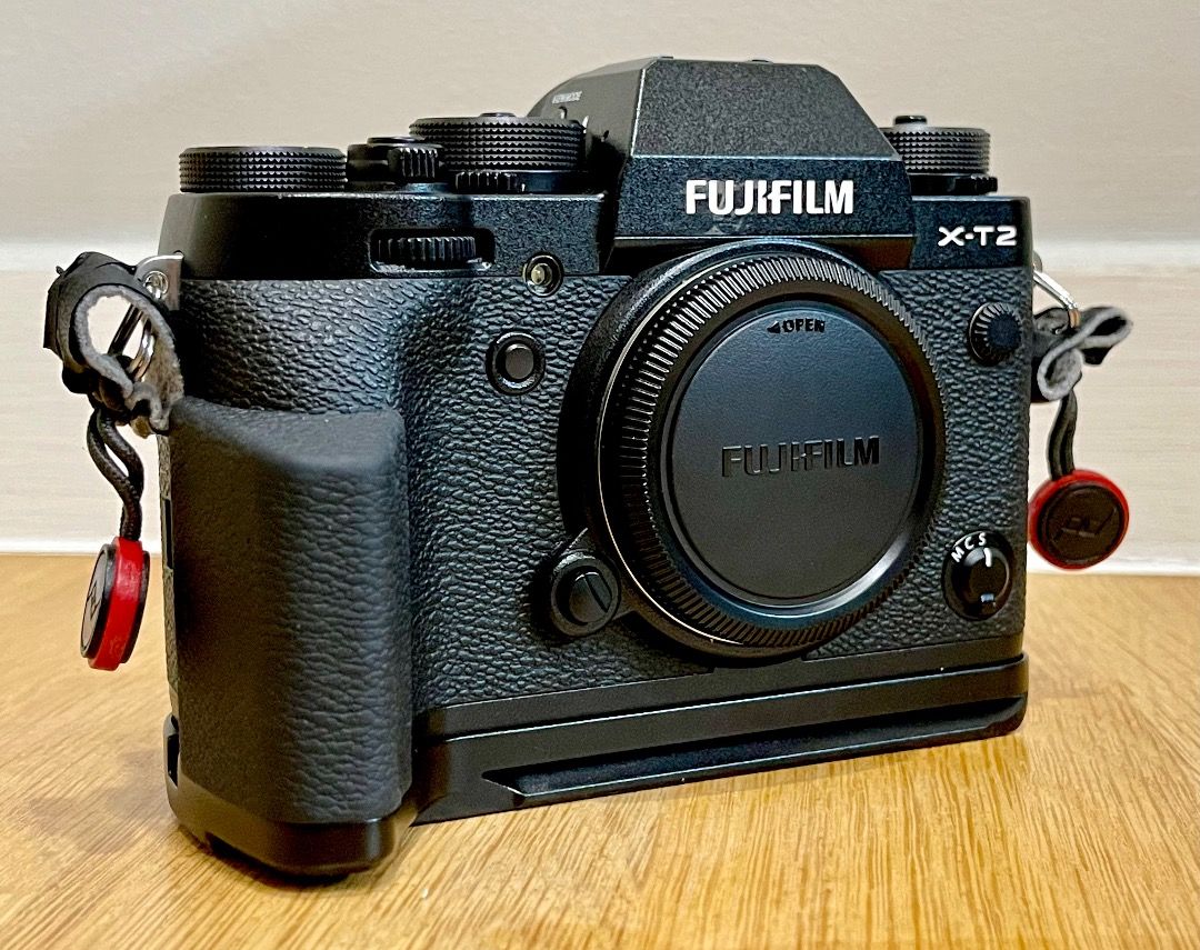 Fuji XT-2, Photography, Cameras on Carousell