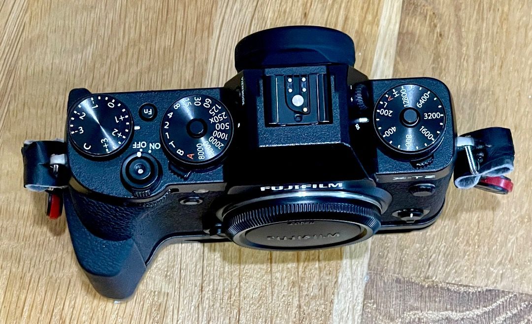 Fuji XT-2, Photography, Cameras on Carousell