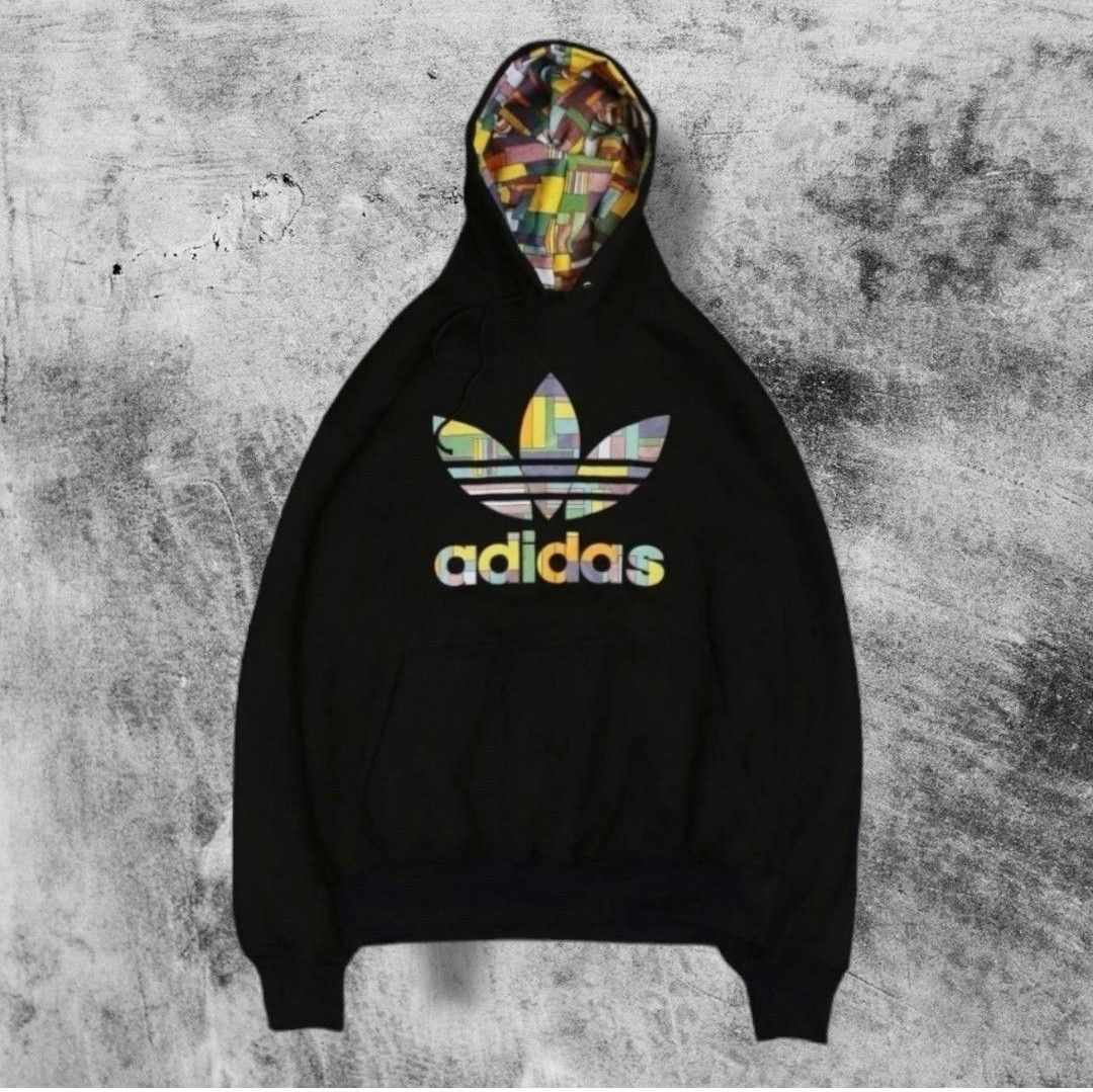 Hoodie Adidas Flags Logo Hitam, Fesyen Pria, Pakaian , Baju Luaran di ...