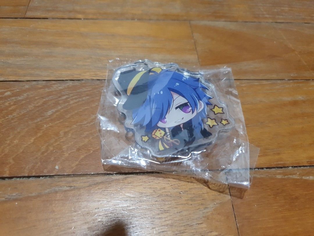 Hypnosis Mic Keychain, Hobbies & Toys, Memorabilia & Collectibles, Fan ...