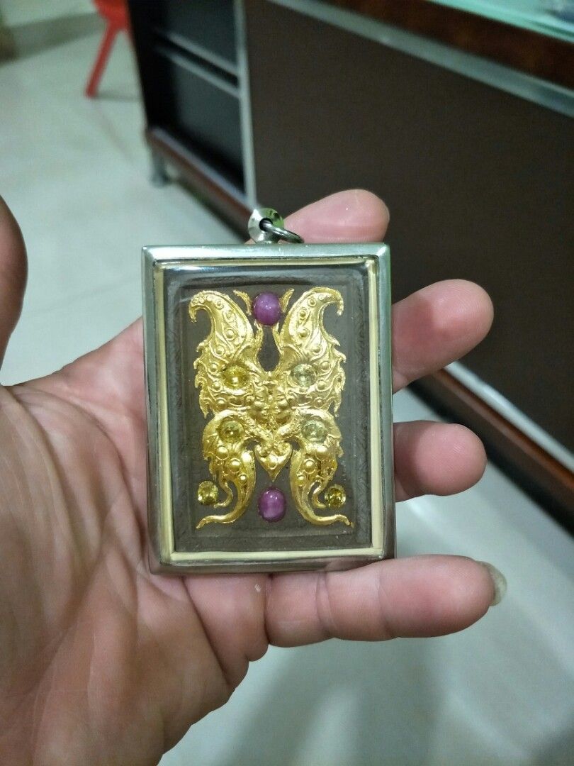 Kruba krissana butterfly, Hobbies & Toys, Memorabilia & Collectibles ...