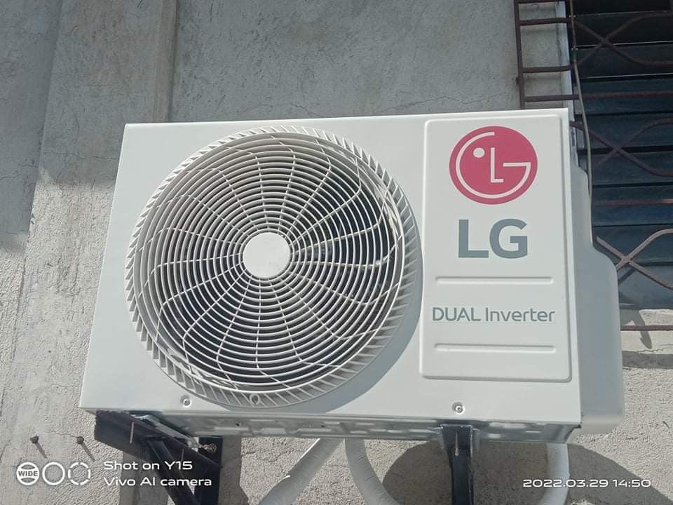 LG DUAL INVERTER SPLIT TYPE AIRCON, TV & Home Appliances, Air ...