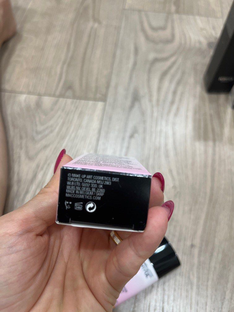 Mac lightful C Primer, Beauty & Personal Care, Face, Makeup on Carousell