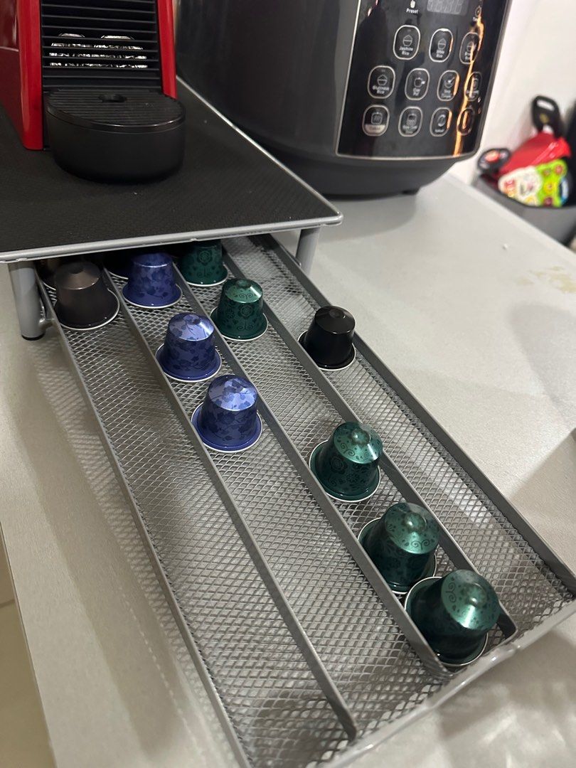 Nespresso essenza mini & brand new aeroccino + capsule tray, TV & Home ...