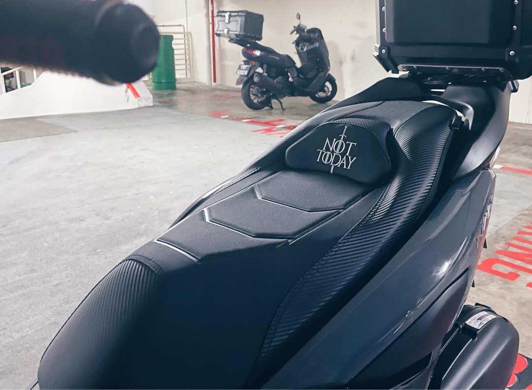 NMAX v2 Custom Sports Seat (Original Yamaha Base), Motorcycles ...