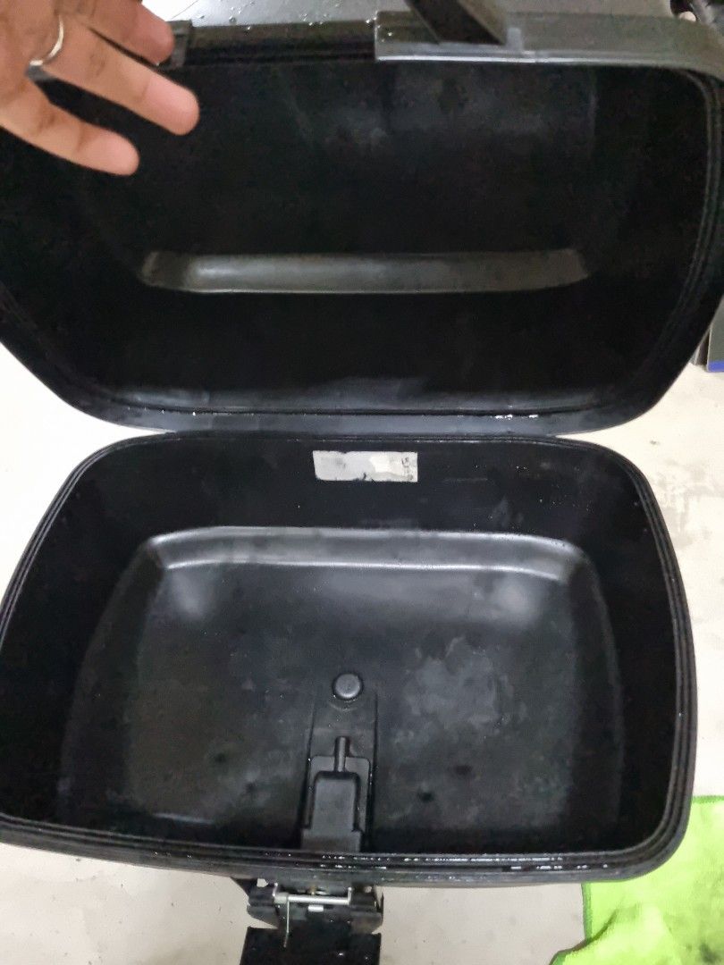 Nmax v2 Rack n Box.., Motorcycles, Motorcycle Accessories on Carousell