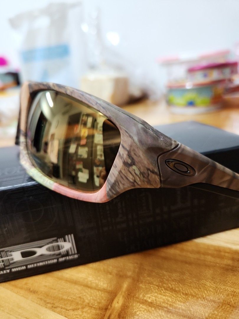 Oakley Valve Woodlands Camo, Men's Fashion, Watches & Accessories ...