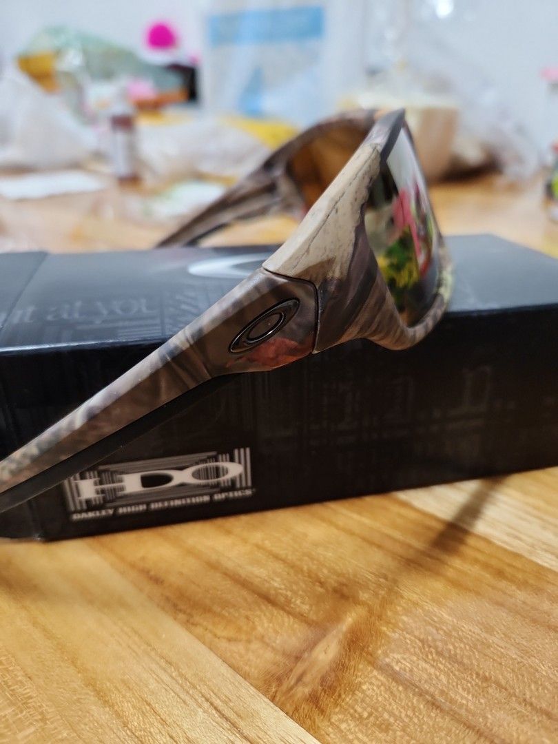 Oakley Valve Woodlands Camo, Men's Fashion, Watches & Accessories ...