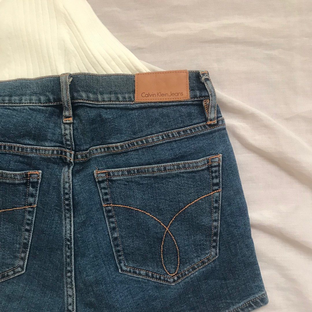 Orig calvin klein items( Hw shorts and top), Women's Fashion, Bottoms ...