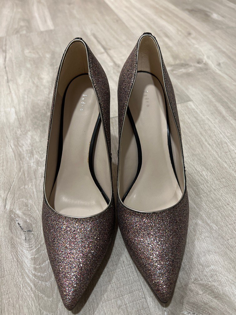 Pedro heels, Women's Fashion, Footwear, Heels on Carousell