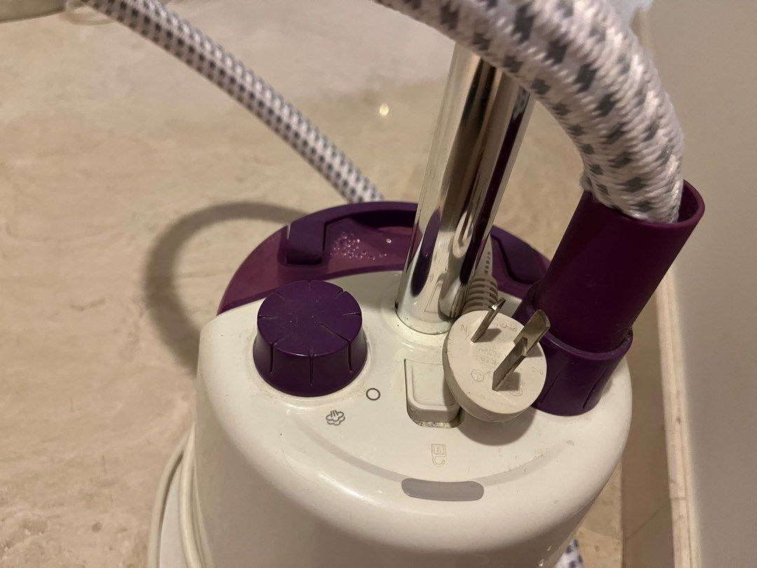 Philips hanging iron steamer, TV & Home Appliances, Irons & Steamers on ...