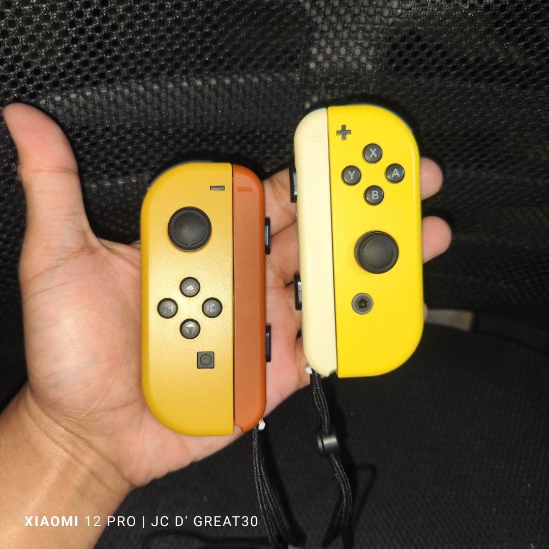 Pokemon joycon lets go pikachu, Video Gaming, Gaming Accessories, Controllers on Carousell