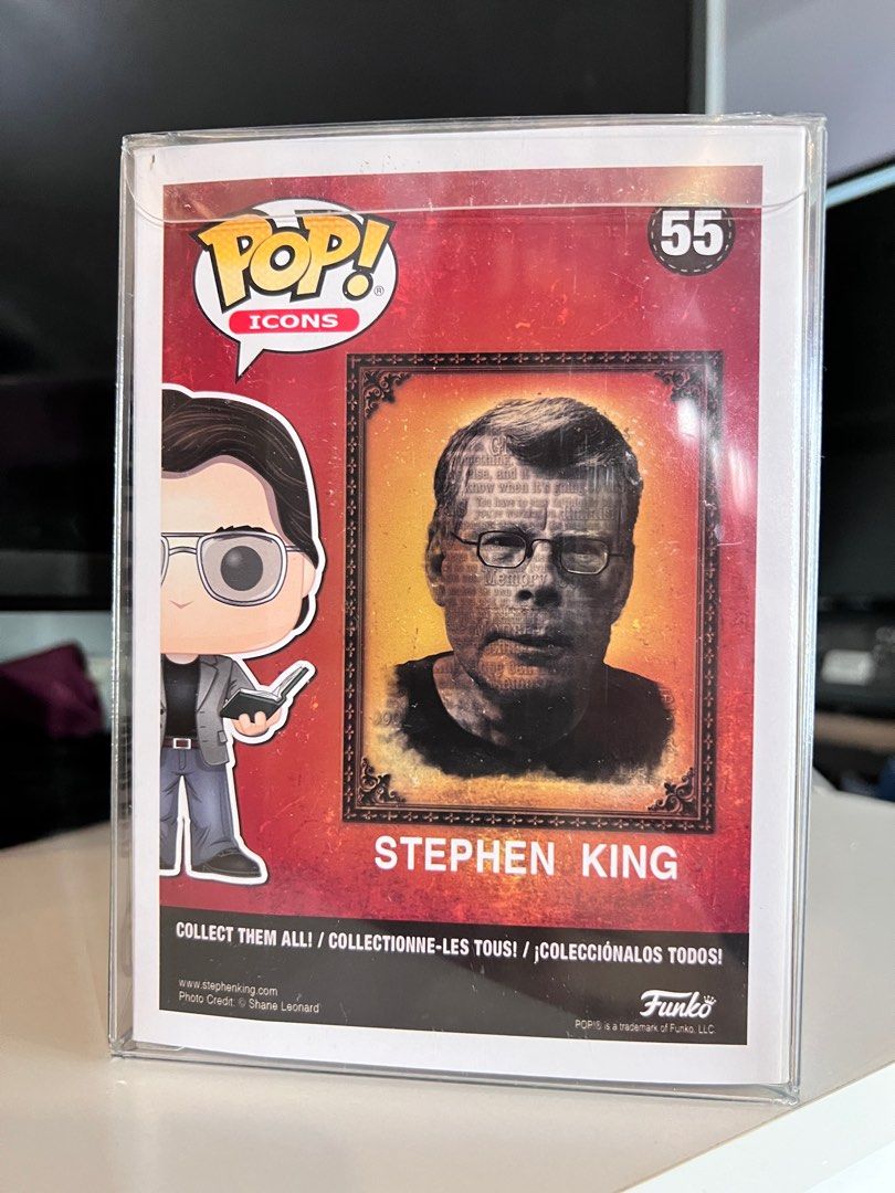 Pop! Icons - Stephen King with Red Balloon VAULTED, Hobbies & Toys ...