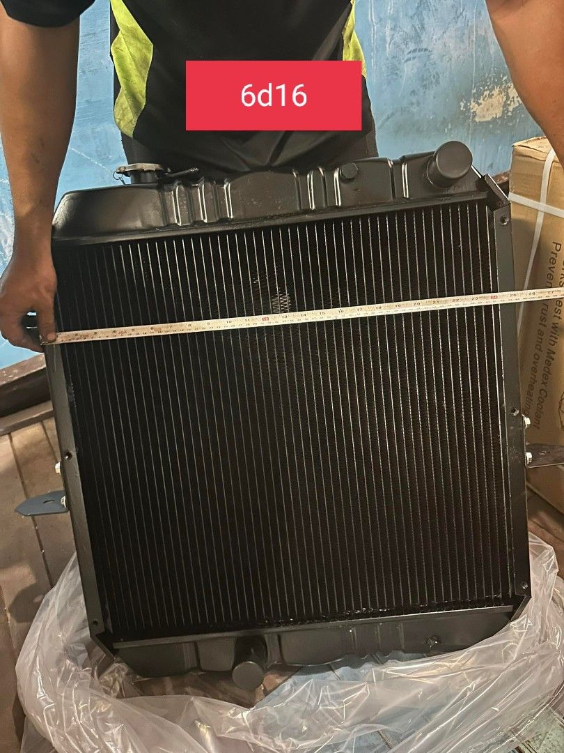 Radiator isuzu fuso 4d30 4d32 c240 4ba1 4bc2 4be1 4hf1 4m50 6he1 6d16 ...