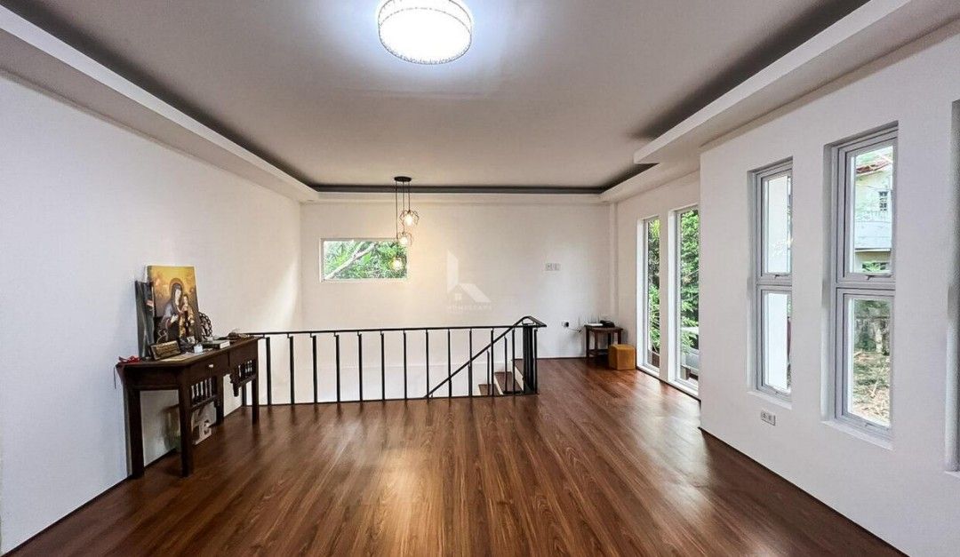 RC. Overlooking Modern House in Kingsville, Antipolo city nr Sumulong ...