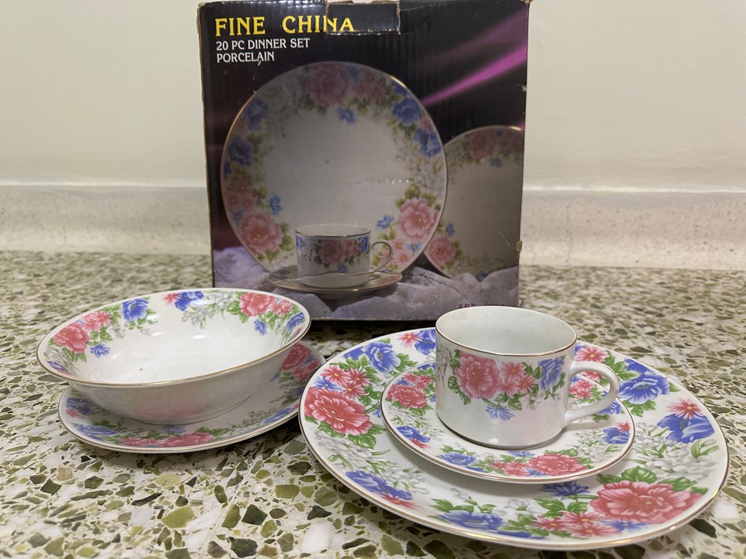 RETRO Dinner set, Furniture & Home Living, Kitchenware & Tableware ...