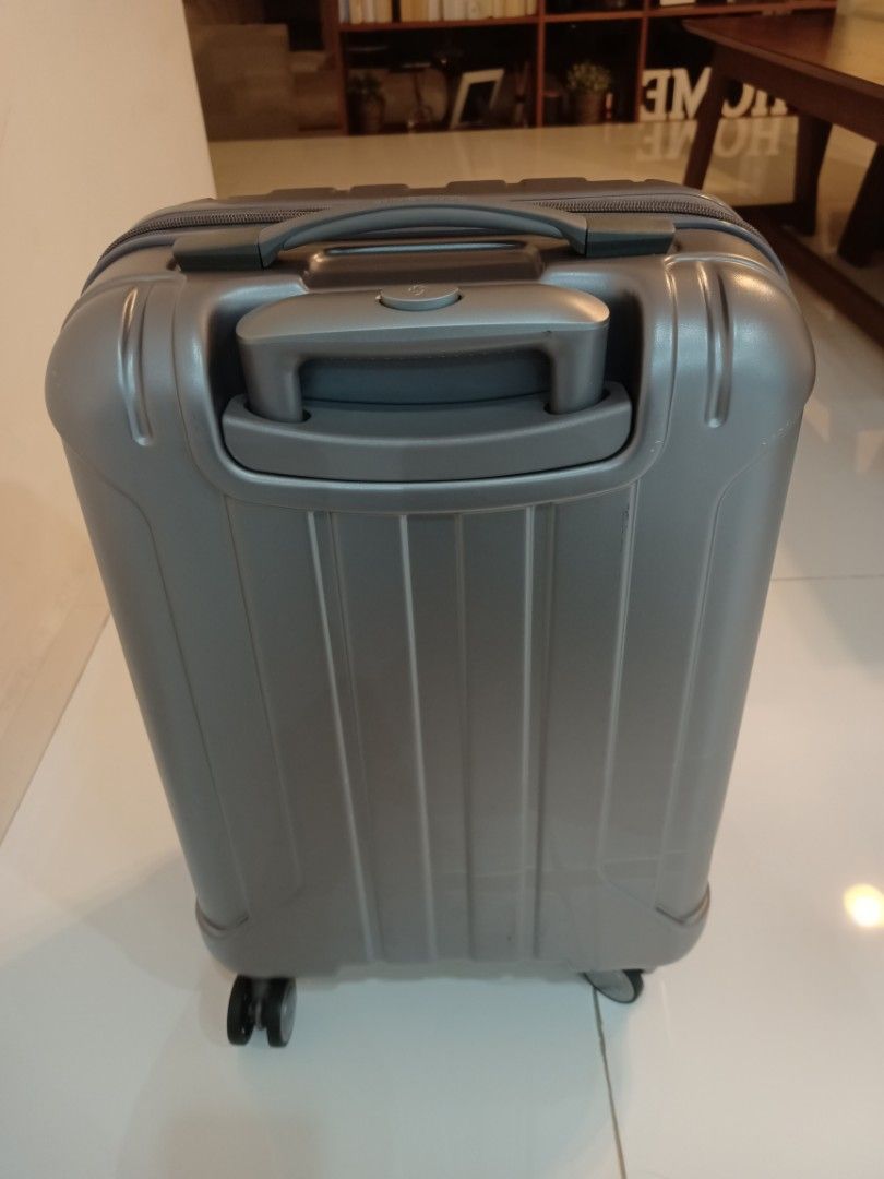 SAMSONITE CABIN LUGGAGE, Hobbies & Toys, Travel, Luggage on Carousell