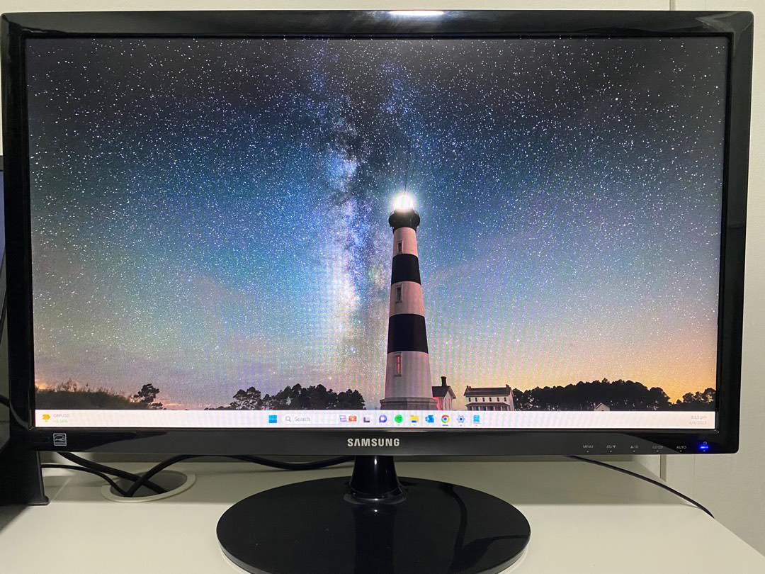 Samsung S24D300H Monitor 24" 24 Inch, Computers & Tech, Parts ...