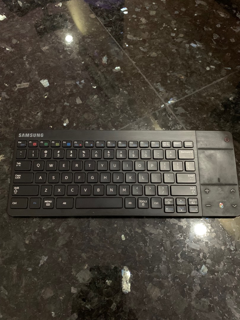 Samsung Wireless Keyboard VG-KDB1000, Computers & Tech, Parts ...