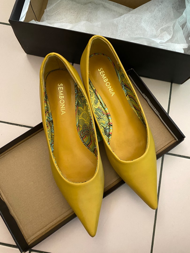 Sembonia Mustard Yellow Pointed Toe Heels, Women's Fashion, Footwear ...