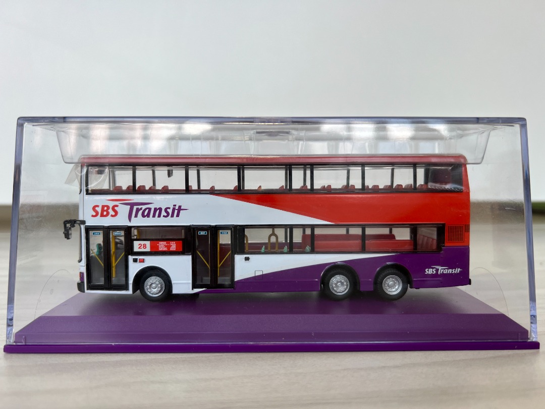 Singapore SBS Transit Bus 1:76 model svc 28 (limited edition), Hobbies ...