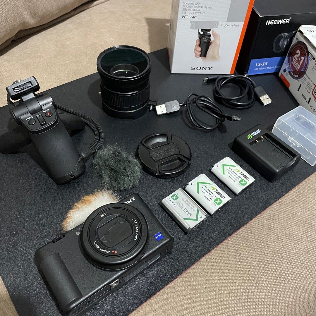 Sony ZV-1 with Neewer Lens, Photography, Cameras on Carousell
